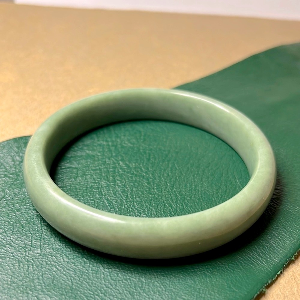 Green Jade Stone Bangle Bracelet - Gem